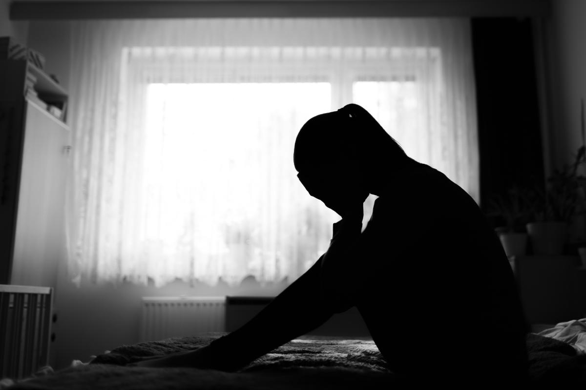 Dangers of Mixing Prescription Drugs & Alcohol | Get Help Now